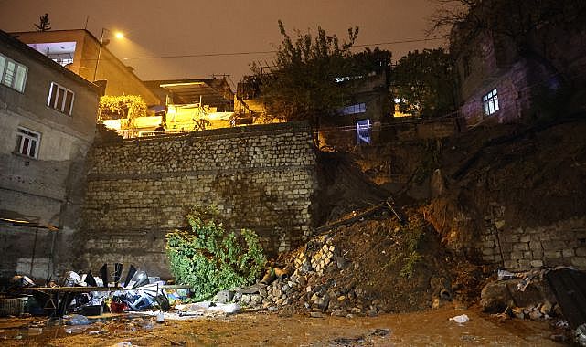İstinat duvarı üçüncü kez çöktü - ASAYİŞ - Erzurum Pusula Gazetesi ... İstinat duvarı üçüncü kez çöktü - ASAYİŞ - Erzurum Pusula Gazetesi ...